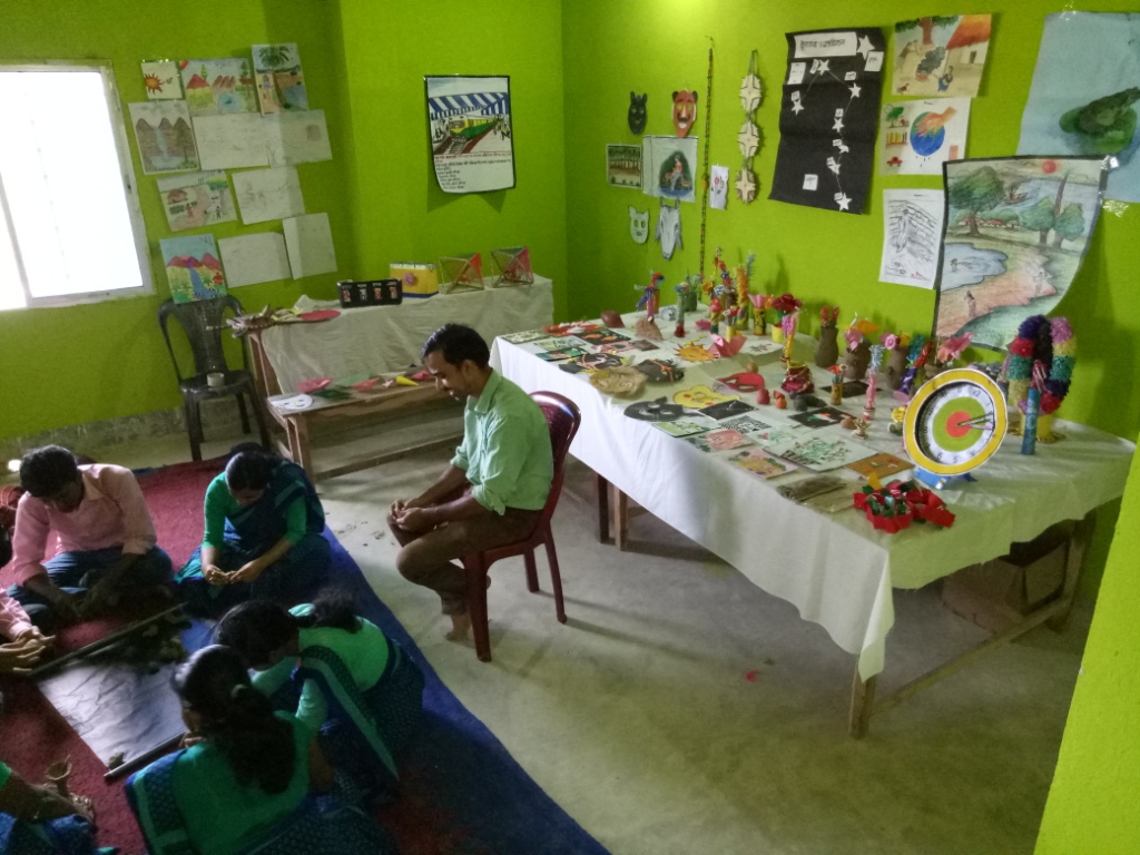 Art and Craft Lab | Usha Rani College of Education